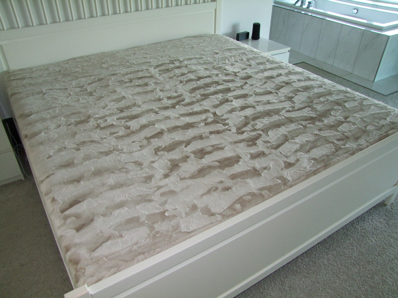 FITTED SHEETS - MINKY - Luxe, Prints, Dimple and Embossed- Crib to Kin ...